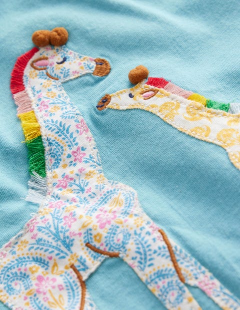Blue Giraffe Pattern