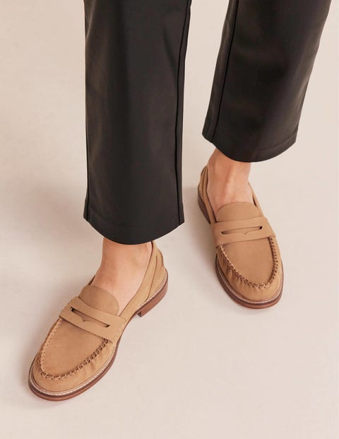 Classic Moccasin Loafers - Maple Sugar Nubuck | Boden EU