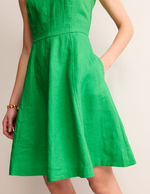 Robe courte Carla en lin - Vert Kelly | Boden FR